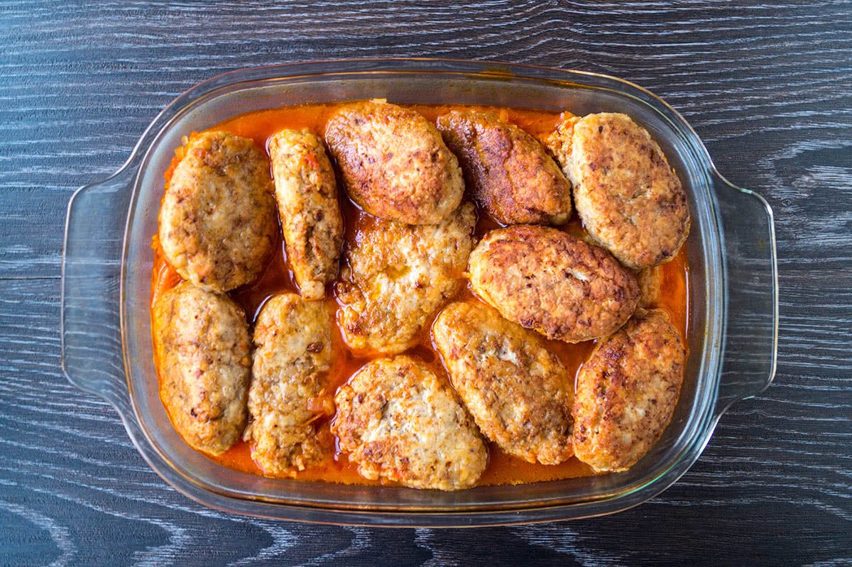 ГРЕЧАНИКИ. И ВСЯ СЕМЬЯ НАКОРМЛЕНА . КОТЛЕТЫ ИЗ ГРЕЧКИ