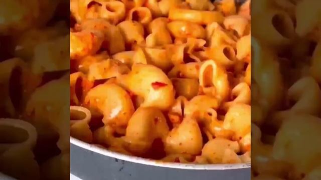 Паста в соусе ромеско