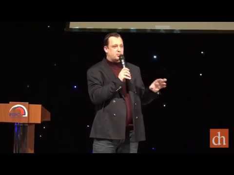 Егор Яковлев рулит историей