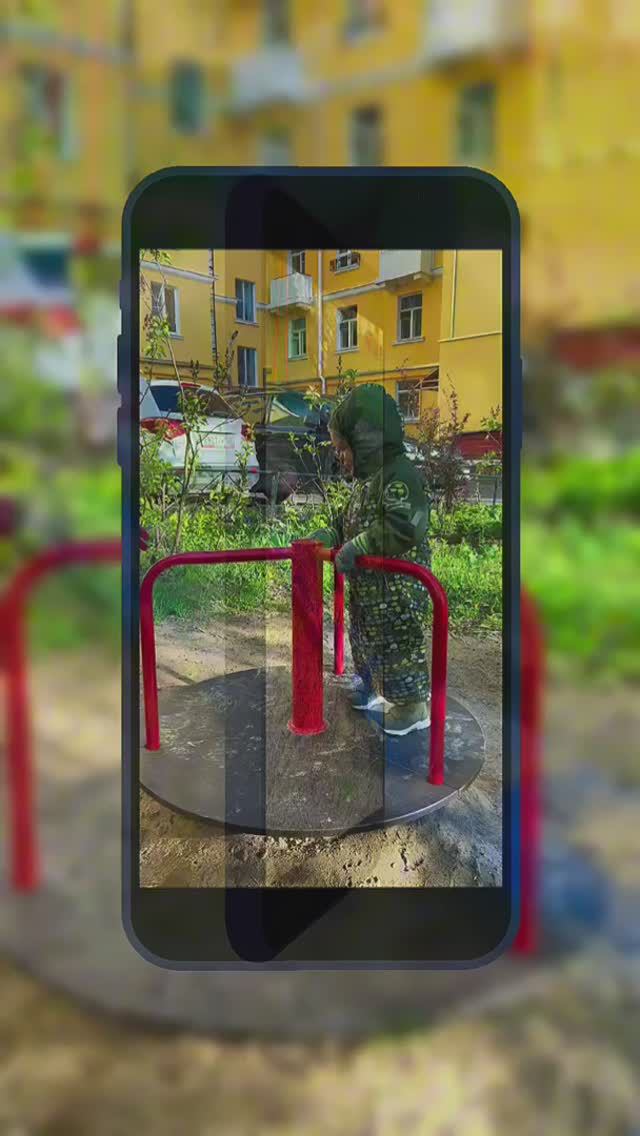 Готовлюсь в космонавты #shorts # дети