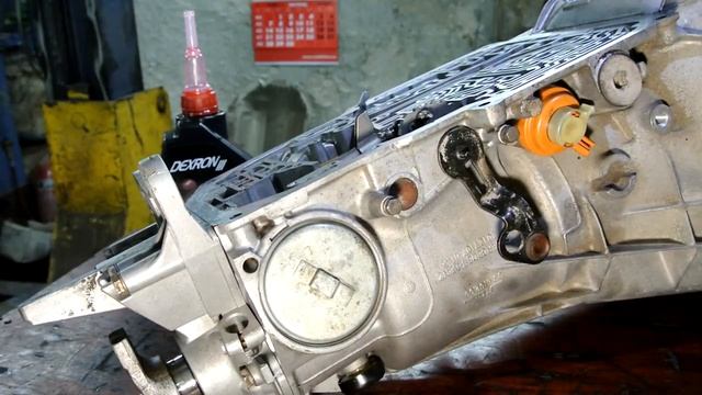 АКПП 722.4 и 722.3  Мерседес Инструкция по Ремонту и сборке..mp4