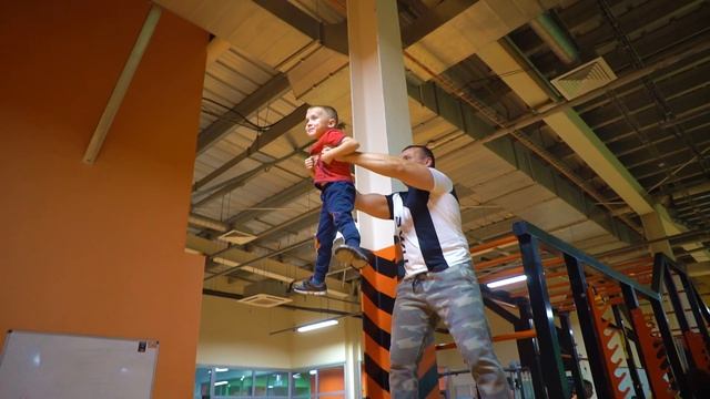 Король Лев, фитнес - пародия