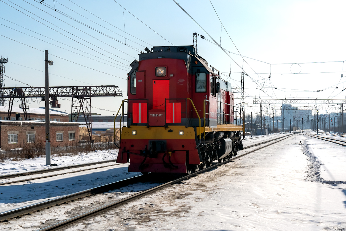 ТЭМ18ДМ-1717