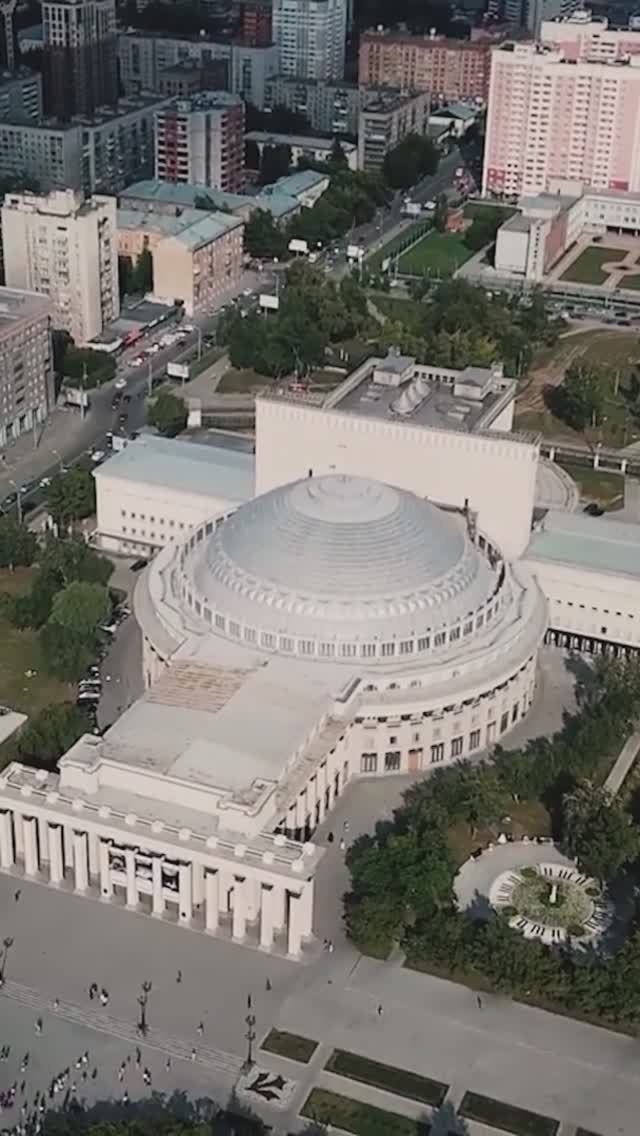 Почему «НОВАТ»? Самый большой театр в России.mp4