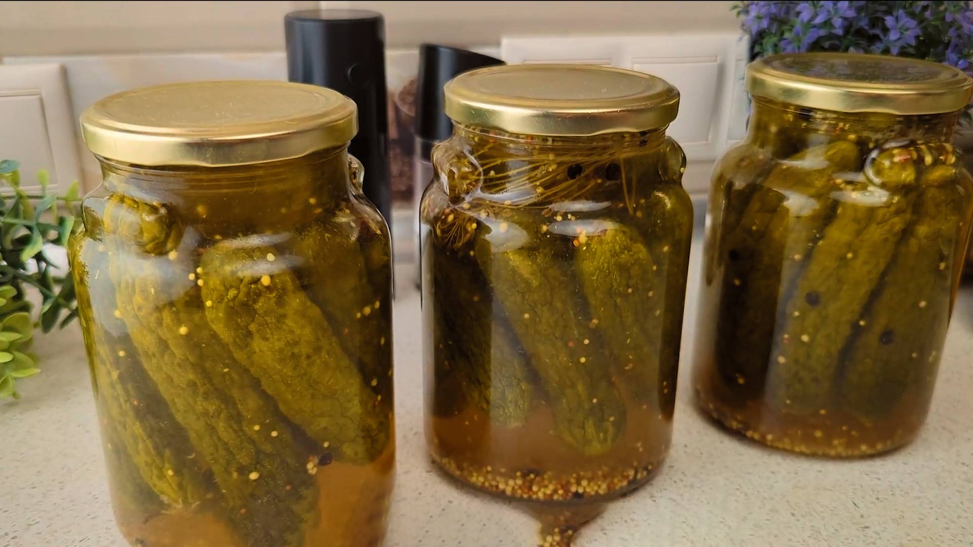 Хрустящие маринованные огурцы на зиму, по бабушкиному рецепту! Хрустящие, ароматные, идеальные.