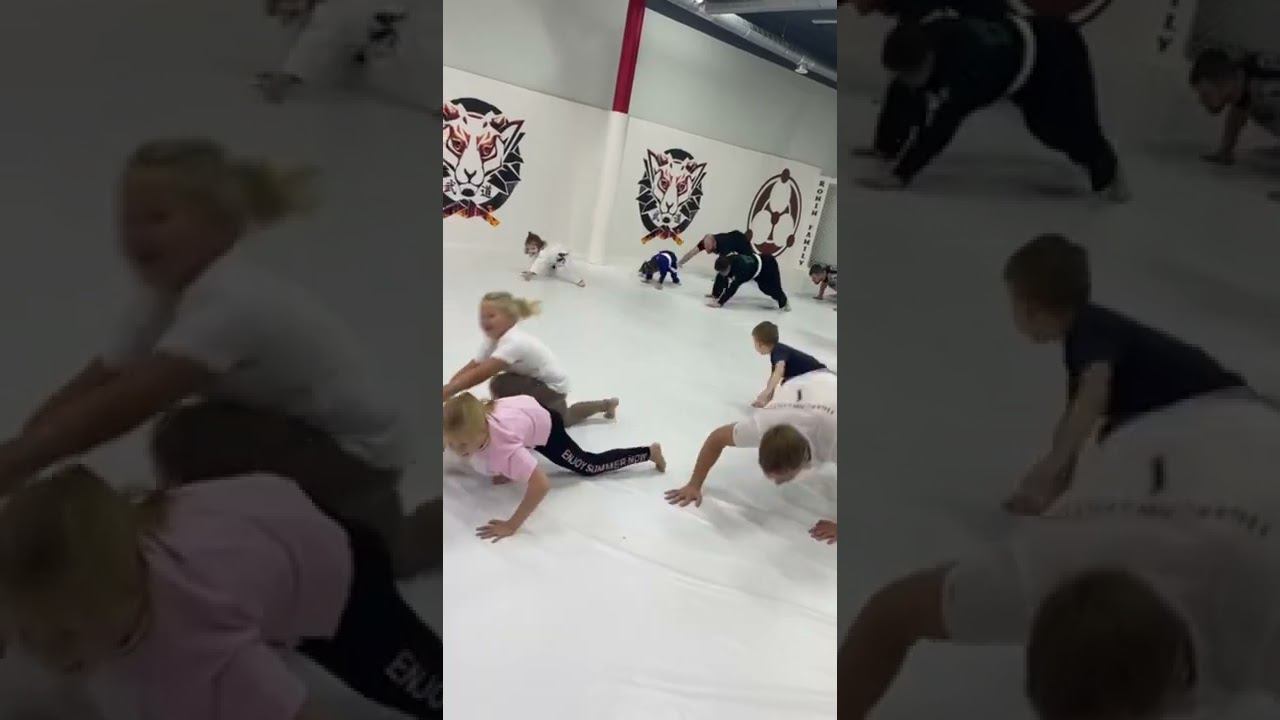 День семьи в Ronin Family. Тренировка по бразильскому джиу-джитсу для детей и взрослых