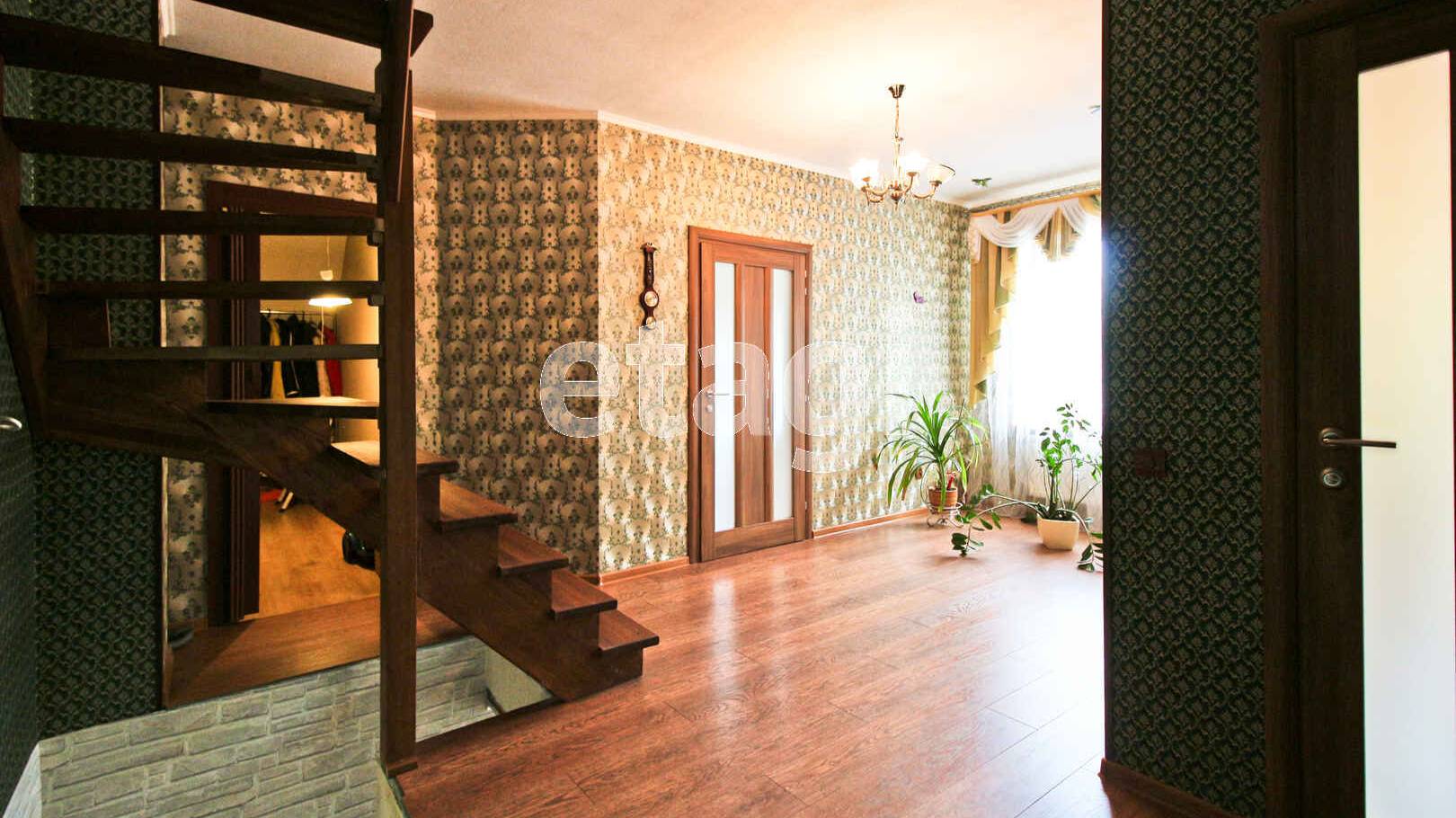 Обзор дома_Московский район_Калининград. 2-3 этаж дома.