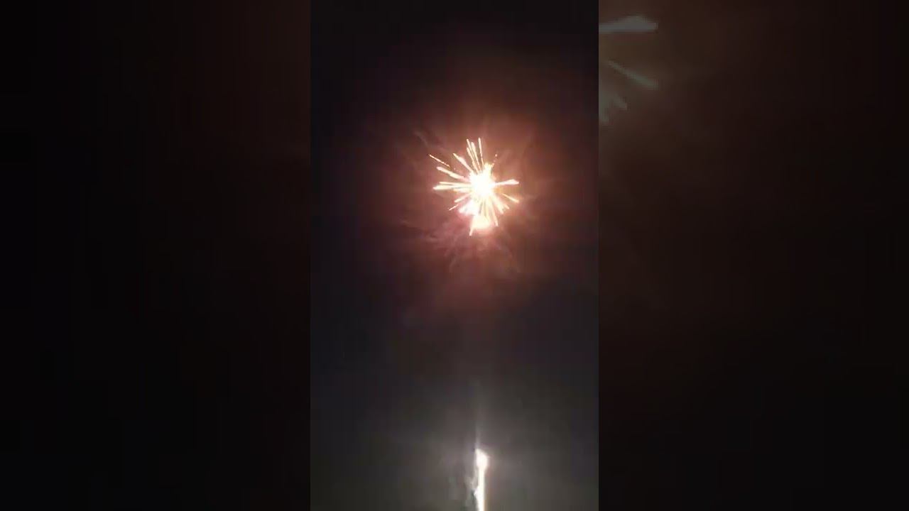 Салют "Грандиозное приключение" ( 49 залпов, 1 дюйм калибр)
