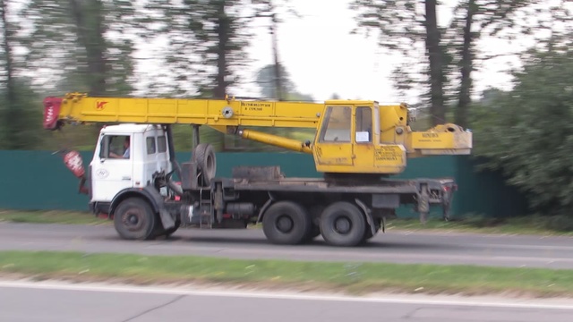 МАЗ 6303 автокран