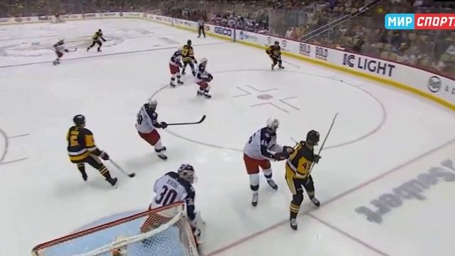 Российский хоккеист Евгений Малкин забросил 444-ю шайбу в НХЛ смотреть видео
