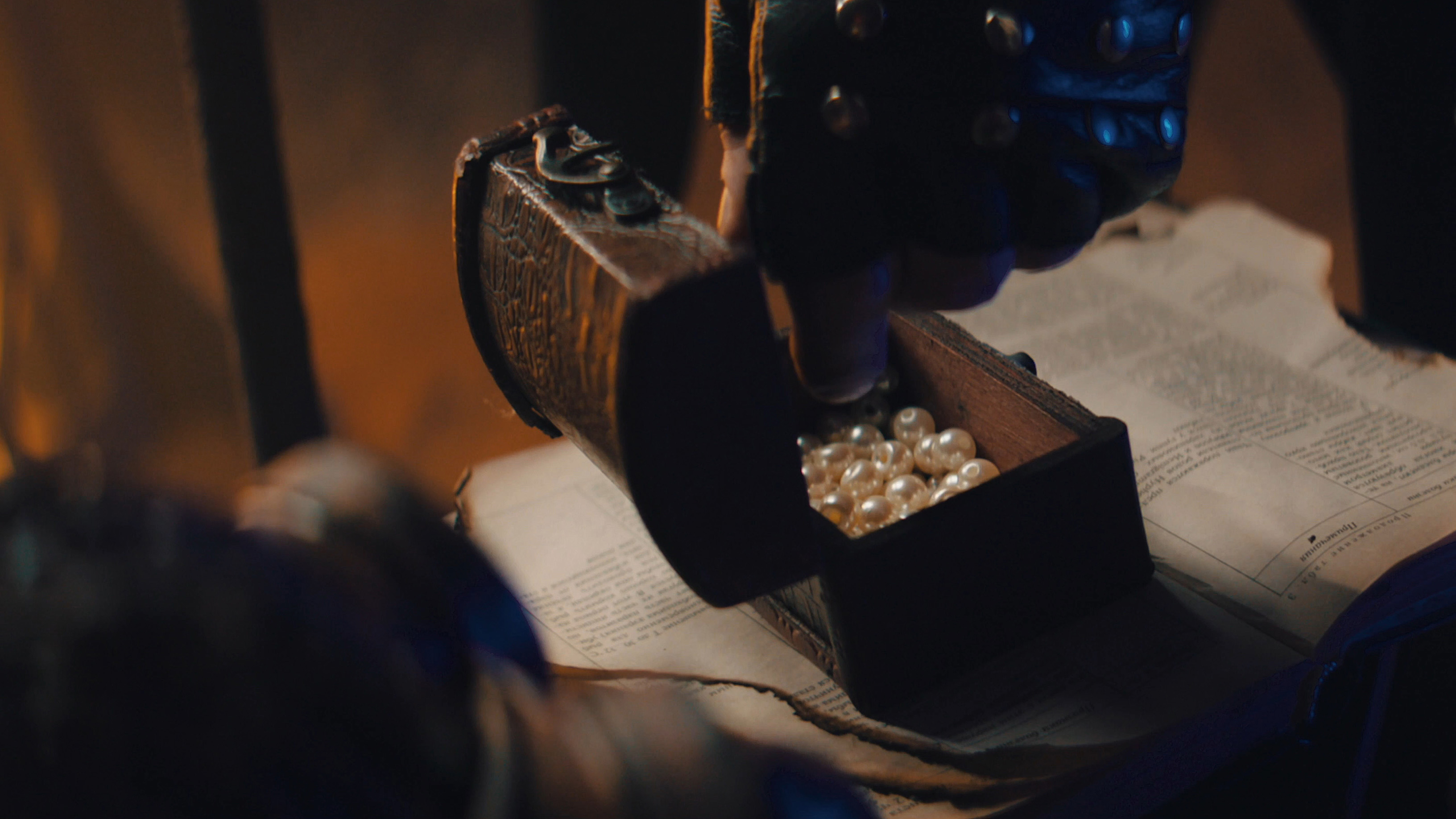 SELENSEAS - The Milky Way (OFFICIAL MUSIC VIDEO)