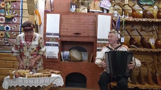 Народные инструменты