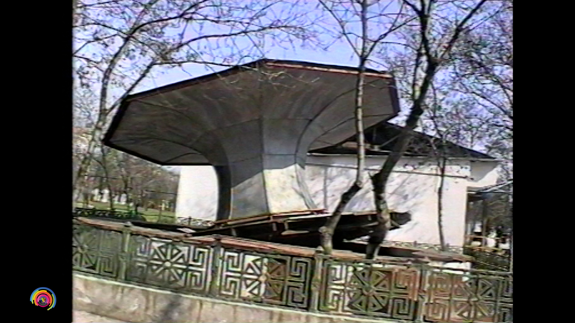 1996 Крым, Джанкой 90х - Пионерский парк, парикмахерская, продуктовый магазин. Старое видео VHS