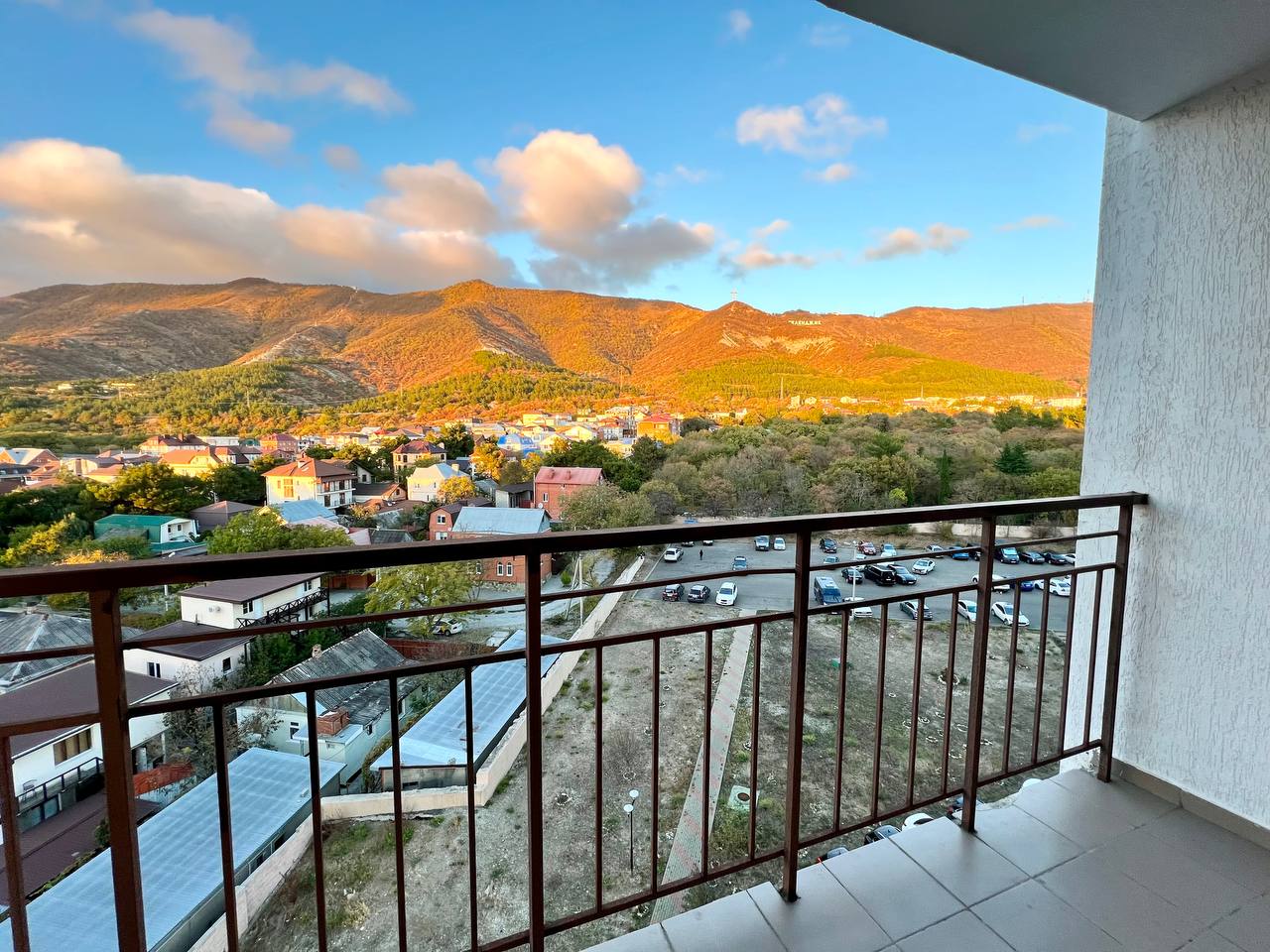 Квартира в Геленджике цена 9.5 млн.р. ЖК"Азимут". Купите однокомнатную на ул.Горной в Геленджике.