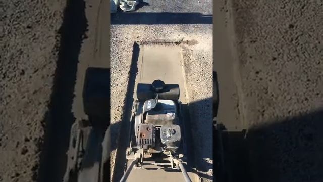 Тактильная плитка (ориентация слабовидящего населения на пеш.переходе)_г.Буланаш_Свердл.обл_СБ-групп