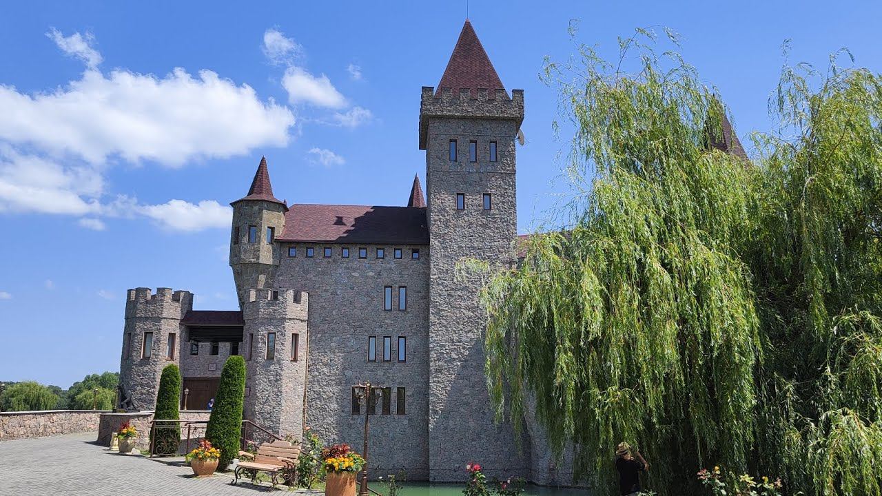 Возвращение квадрокоптера к оператору после съёмки. Расстояние 2 000 метров.