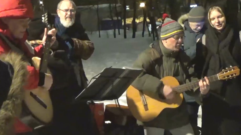 Первый дворик Ады Якушевой (видеосъёмка – Евгений Можайский)