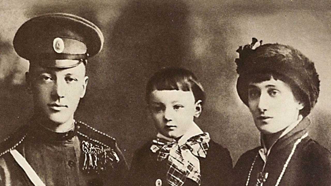 Где заблудился трамвай Гумилева