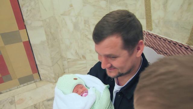 Видеосъемка выписки из роддома - роддом ЦПС  / Svideodom
