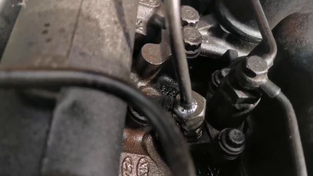 HD-170 HYUNDAI течь топлива в районе форсунок. РЕШЕНО в описании