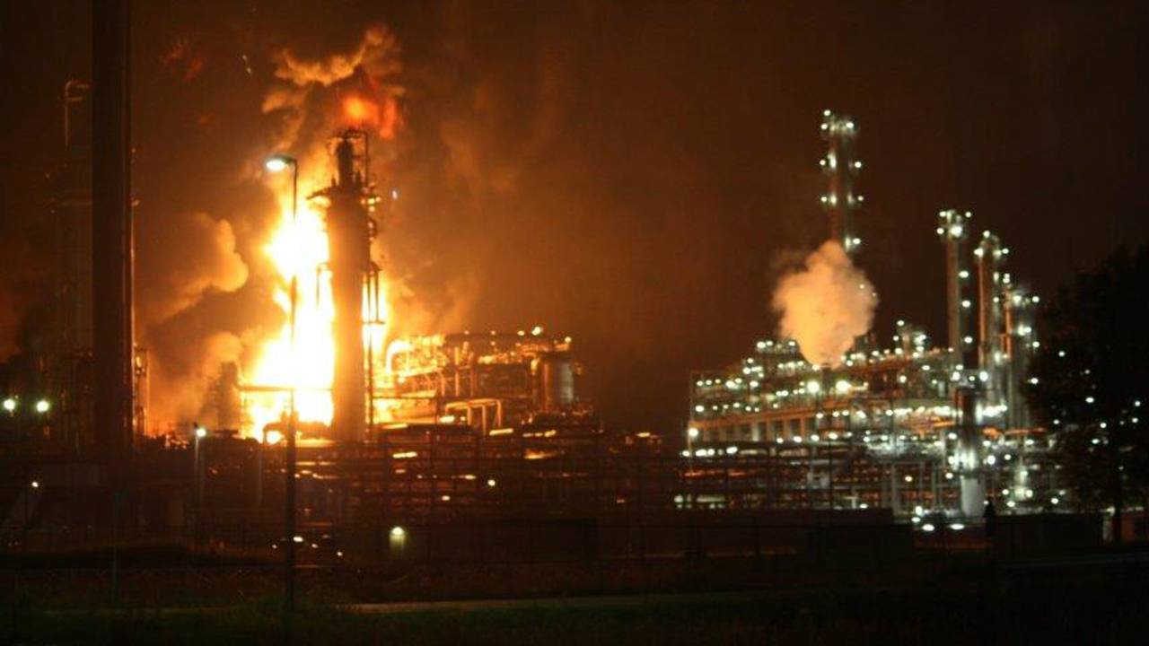 Новый катализатор привёл к взрыву реактора