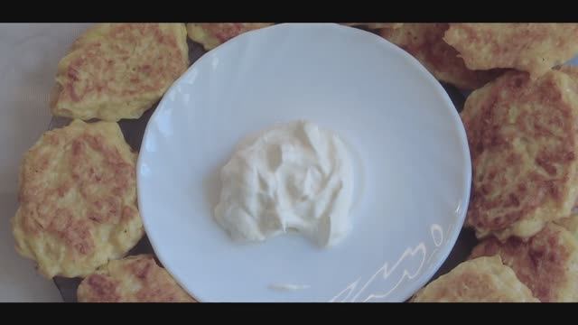 ОЛАДЬИ ИЗ КАБАЧКОВ