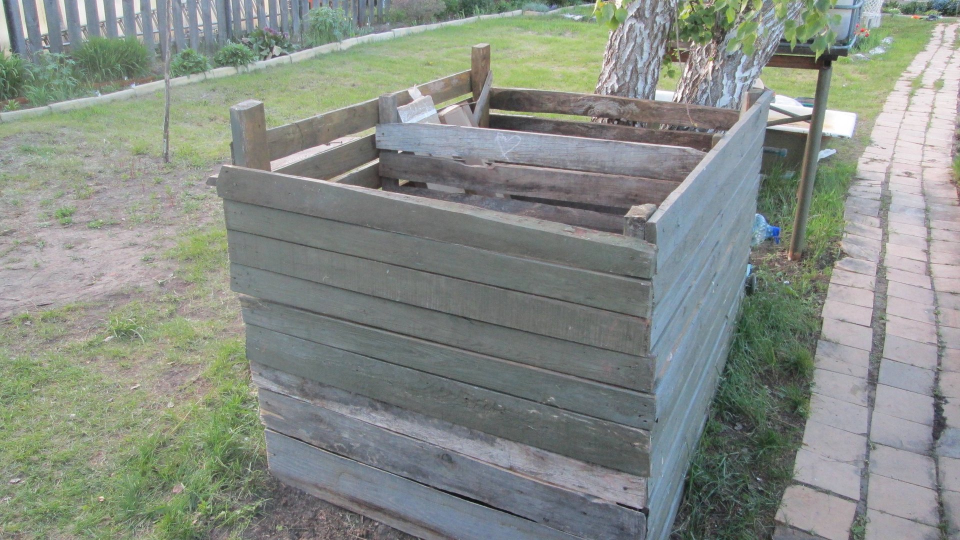 Делаем компостный ящик! Замучилась наполнять грядки.Зачем мне такая земля?И все это за один день.#13