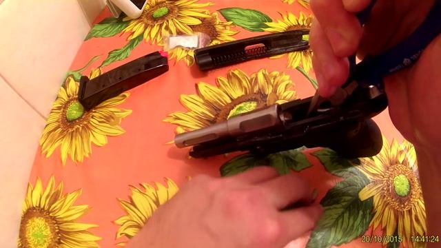 Grand Power T-12 ( замена кнопки сброса магазина )