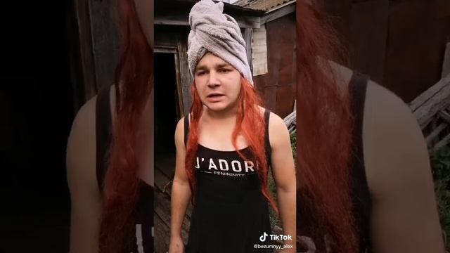Кто помнит деда  Скучали  ? Он уже подъезжает ? инст bezumnyy_alex ?.mp4