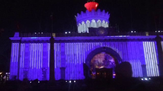 Продолжение светового шоу на стене павильона "Украина"