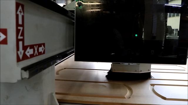 Фрезерный станок Velberg CM2130-R10-Nesting. Полноформатный раскрой.