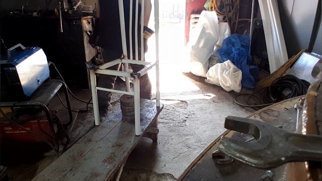 Ремонт металлического стула