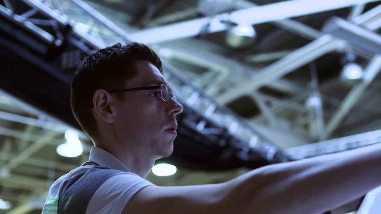 Презентация Lexus RX.