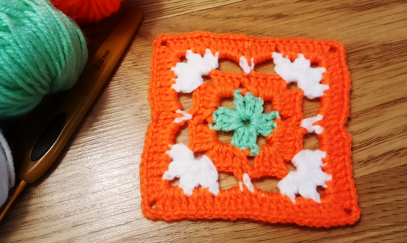 Яркий Квадратный МОТИВ крючком с Пышными столбиками