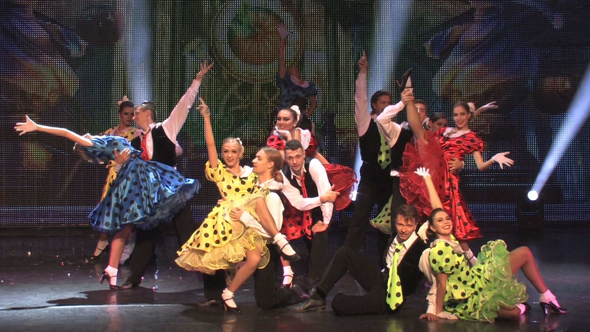 Фрагмент3 из программы Замок иллюзий. Москвоский мюзик-холл.