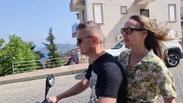 2022 - Турция, Каш на скутере