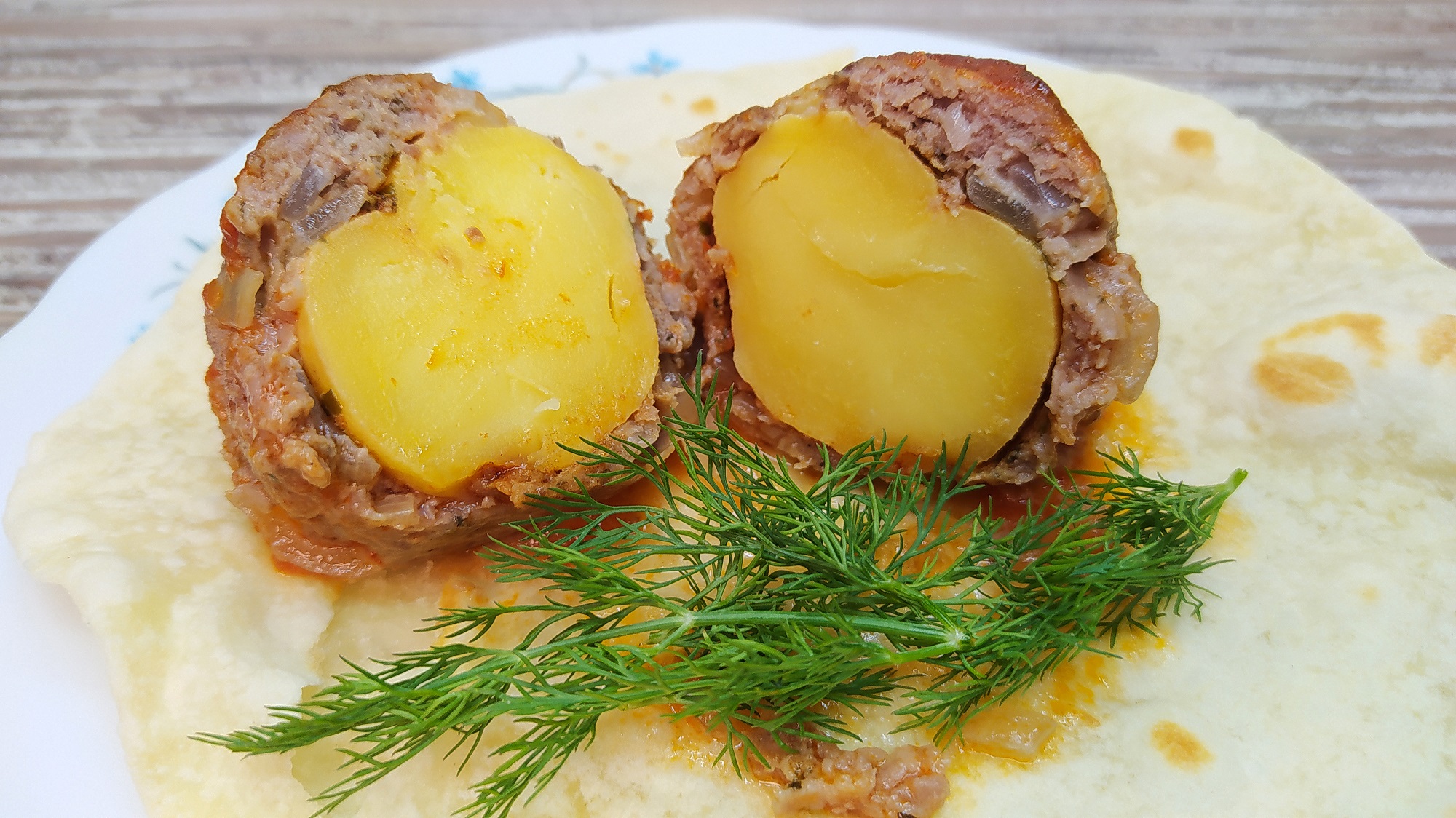 Очень вкусный рецепт фрикаделек с картофелем. Такую картошку с фаршем вы еще не ели