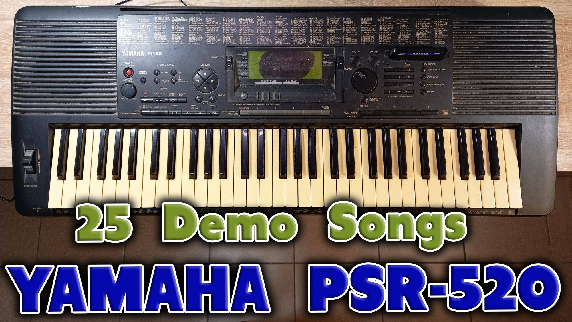 Yamaha PSR-520 из 1996 года - винтажный синтезатор с автоаккомпанементом.  
Послушаем 25 Demo songs.