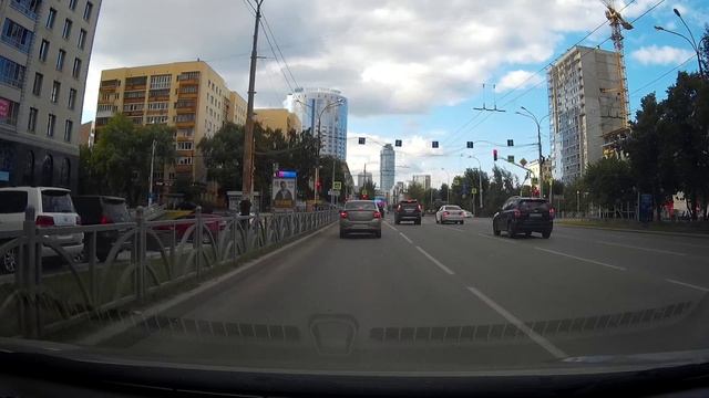 Напролом против одностороннего движения и ещё 200 метров по встречной после левого поворота