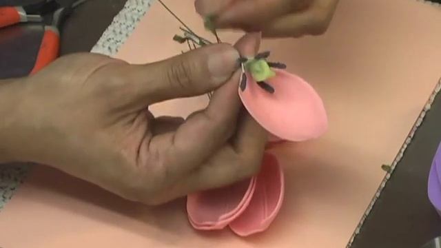 Приготовление тюльпанов в пасте для украшения тортов