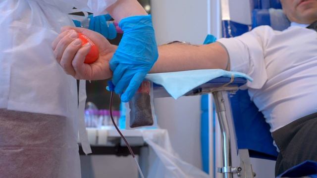 День донора: благотворительность в ДОМ.РФ