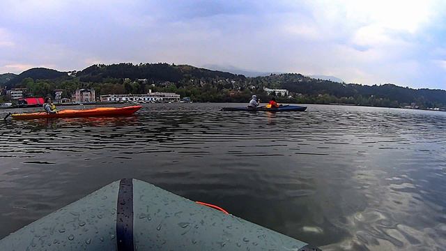 На пакрафте по озеру Панчарево, весна, София, Болгария