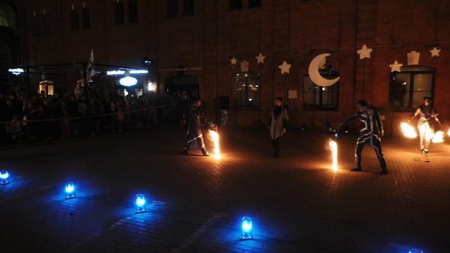 20210912 Театральный дворик 2021. Театр огня «Эра» (Тула) с огненным шоу «Космический мираж»