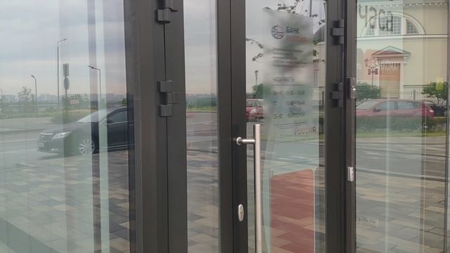 ОЦЕНКА ПОКРАСКИ В "ЭКСПОФОРУМЕ" ЧЕРЕЗ ГОД