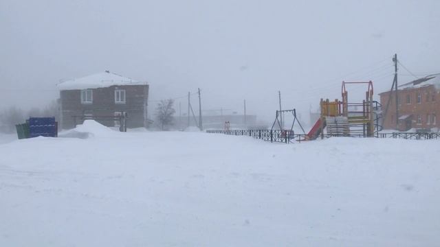 Опять метель