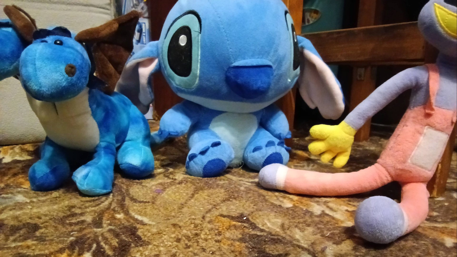 зверьки 1 серия 1 сезон не послушники