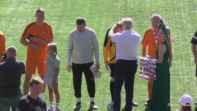 Военные врачи выиграли Кубок 19 августа. Футбол. Девушки и артисты.