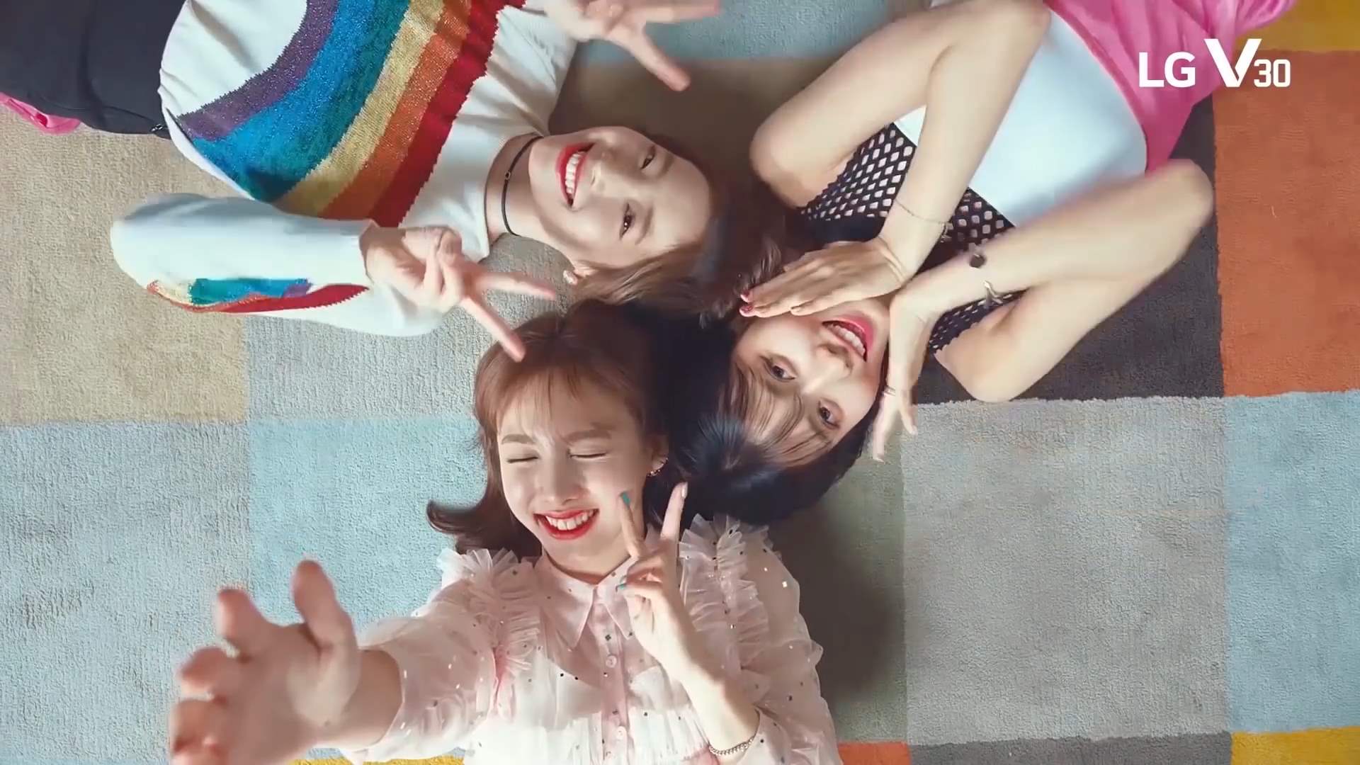 LG V30 X TWICE вертикальный MV съемка пленки