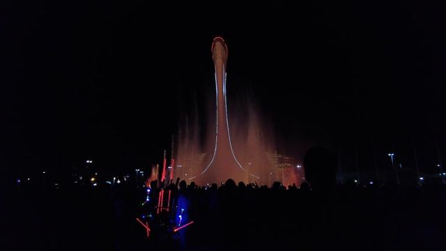 Let's Get LoudJennifer Lopez   Поющий фонтан   Сочи   Олимпийский парк   Чаша Олимпийского огня.mkv