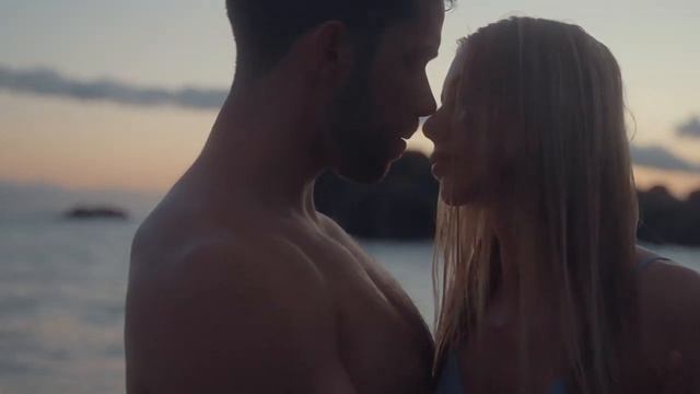 "А ТЕПЕРЬ..." Лара Мурр, Олег Новиков, Элли Шерридан